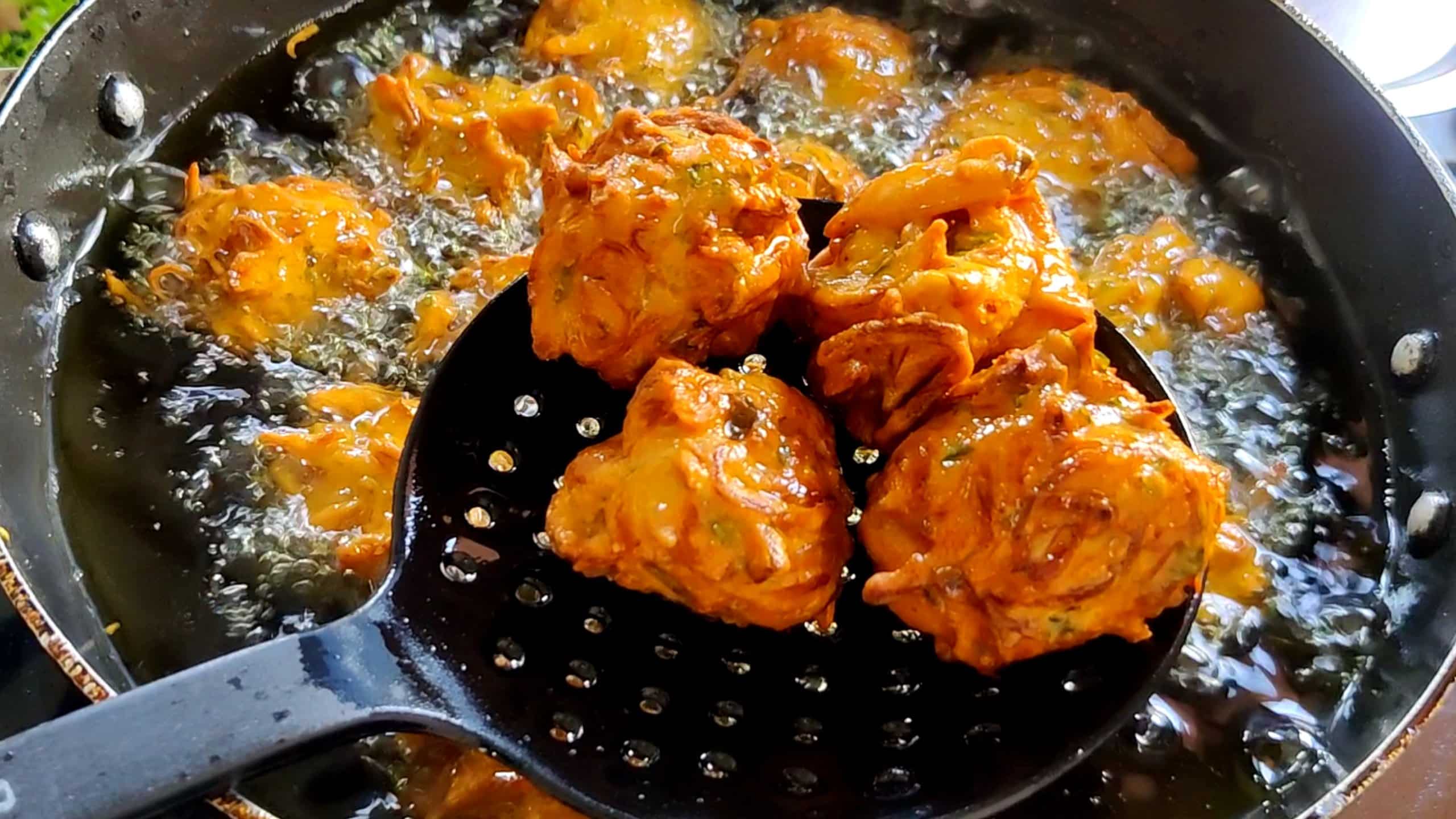 Easy Ulli Vada Recipe (Kerala Style) - Paatti's Kitchen