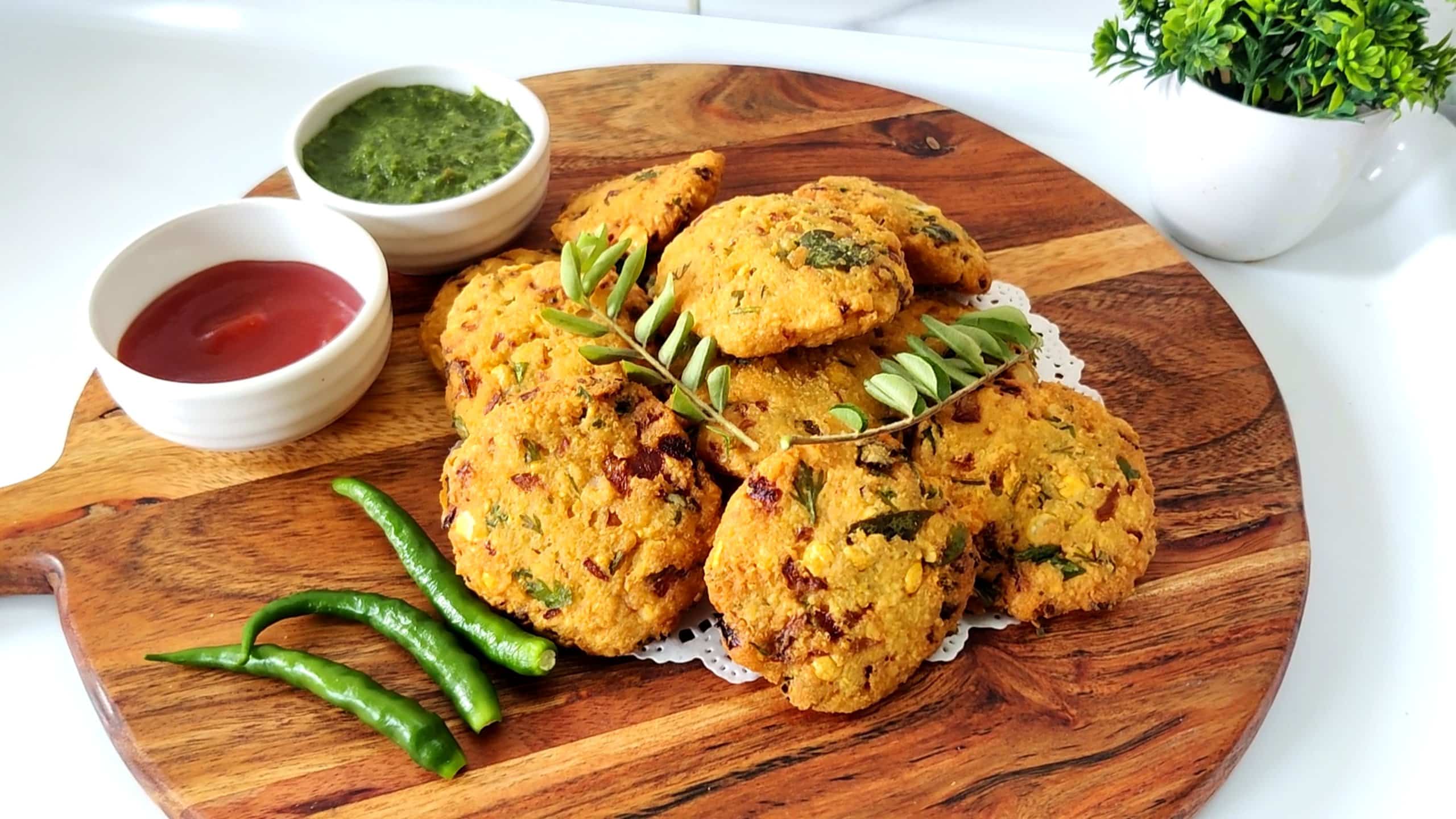 Simple Parippu Vada Recipe (Tasty!) - Paatti's Kitchen