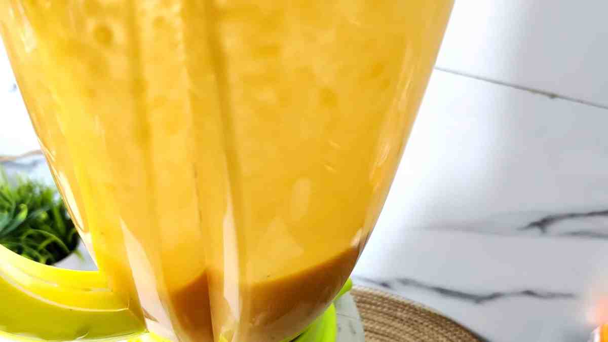 Easy Indian Mango Lassi Recipe