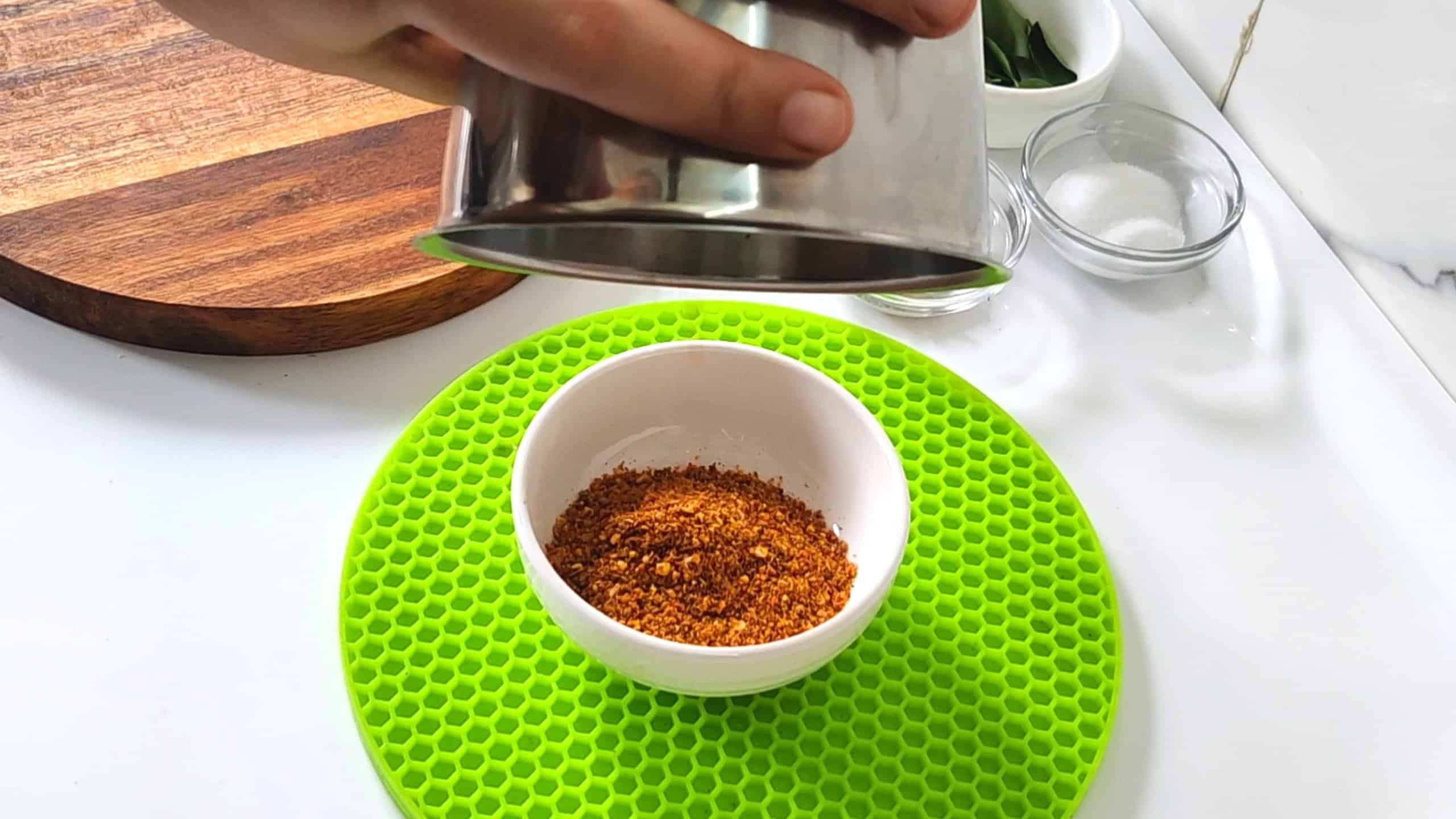 Easy Puli Sadam Recipe (Tamarind Rice) - Paatti's Kitchen