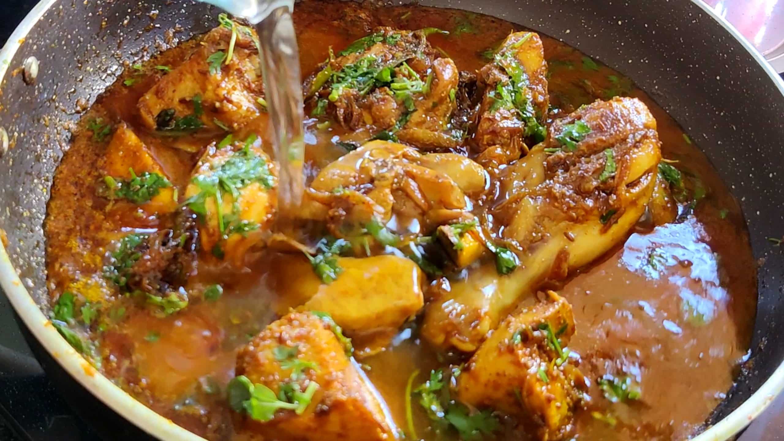 Avakaya Biryani Recipe (Mango Pickle Biryani) - Paatti's Kitchen