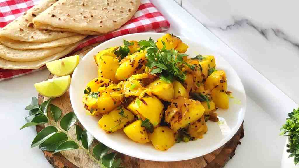 Delicious Batata Bhaji Recipe: Quick and Easy! - Paatti's Kitchen