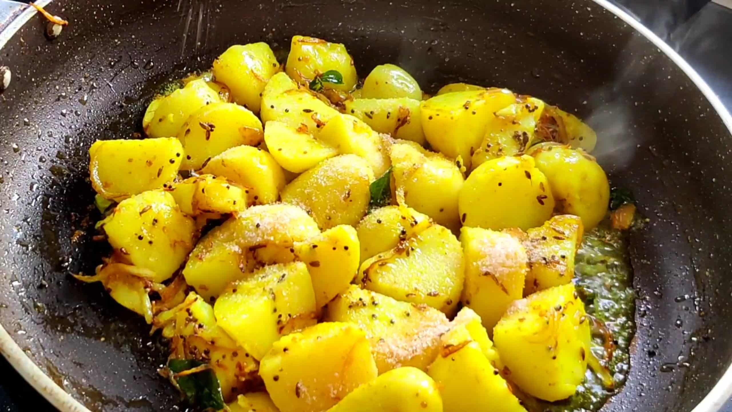 Delicious Batata Bhaji Recipe: Quick and Easy! - Paatti's Kitchen