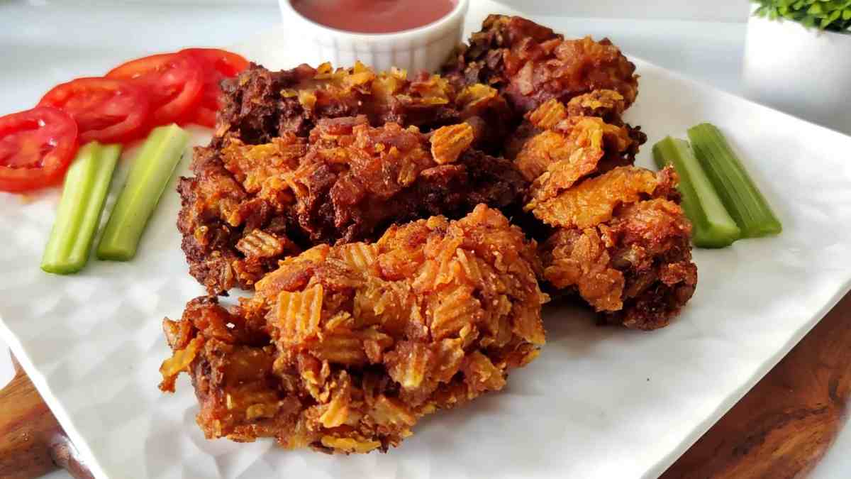 Lays Chicken - The Best Fried Chicken You've Never Had! - Paatti's Kitchen