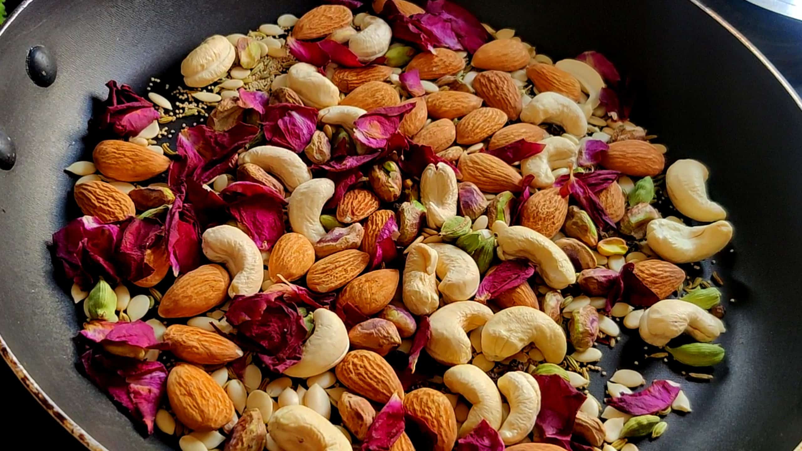 How To Make Thandai Powder At Home - Paatti's Kitchen