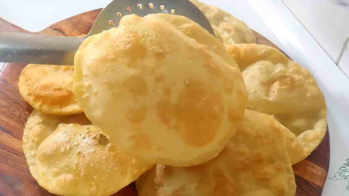 Easy Soft Puri Recipe: Ready in Minutes! - Paatti's Kitchen