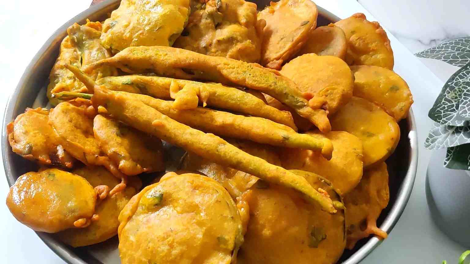 Simplify Ramadan: One Batter, Five Delicious Pakoda Recipes - Paatti's ...